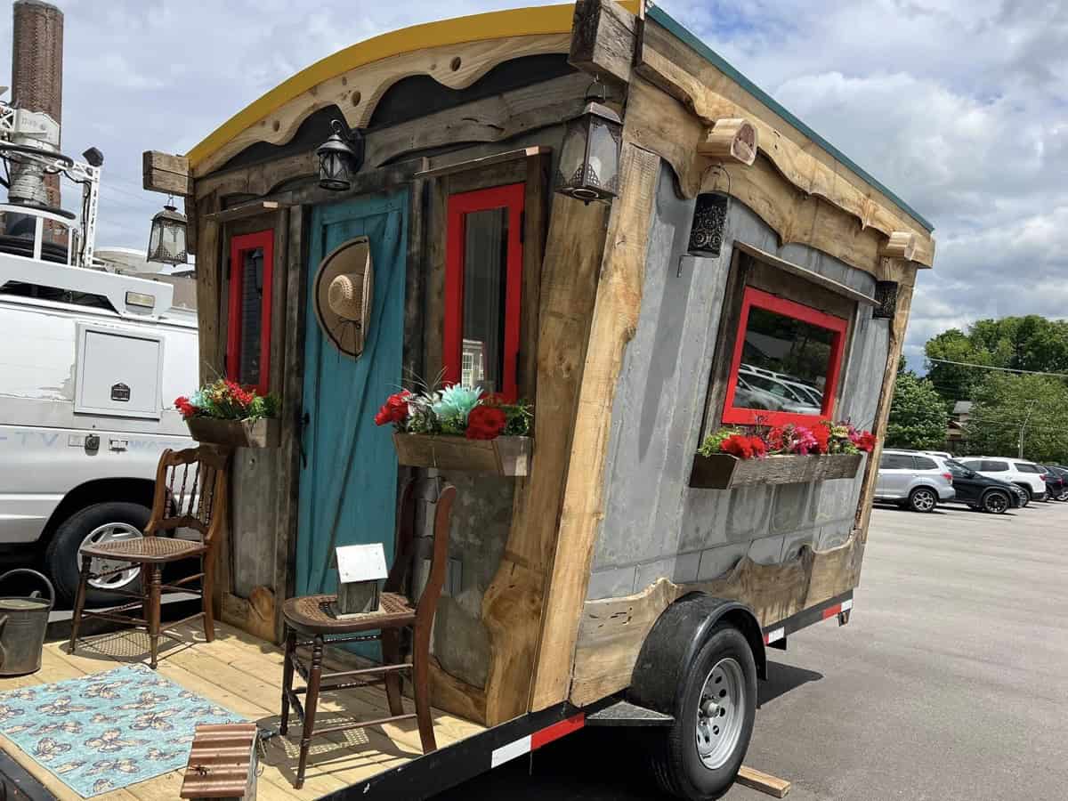 The Incred-I-Wagon: A Whimsical Gypsy-Style Tiny House on Wheels