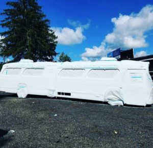 Woman Buys Old Greyhound Bus on eBay for $7k and Spends 3 Years ...