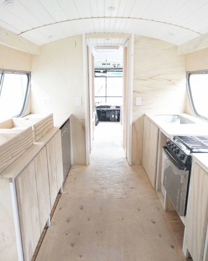 Woman Buys Old Greyhound Bus on eBay for $7k and Spends 3 Years ...