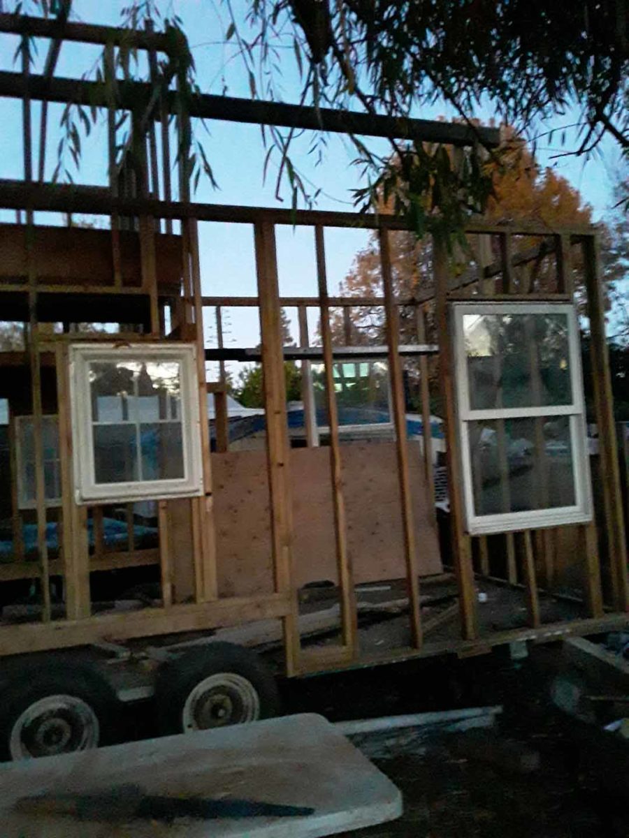 He's Building a Tiny House with 6-ft. Jacuzzi Tub And Spiral Staircase ...