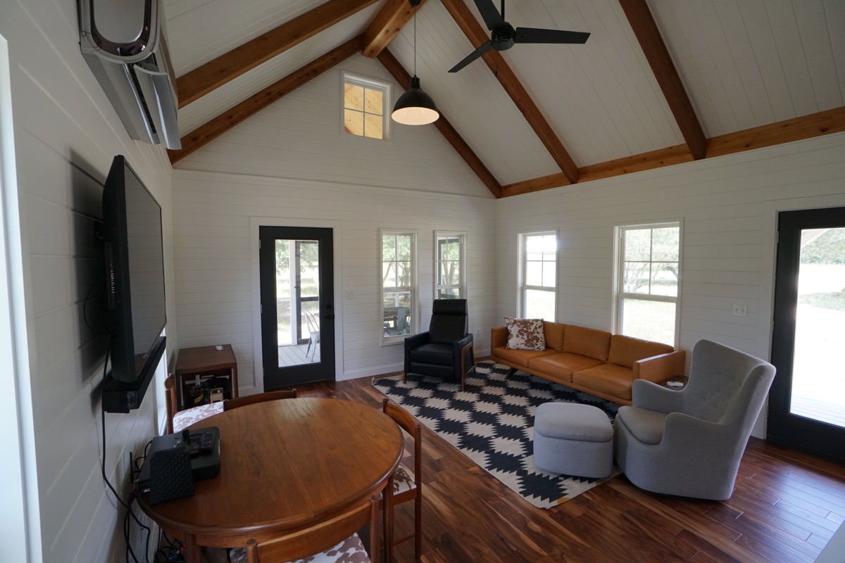 Kanga Tiny House and Cottage Combo