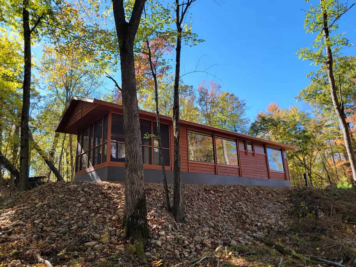 Classic King XL Tiny House at Canoe Bay Village: Wisconsin Lakefront Living