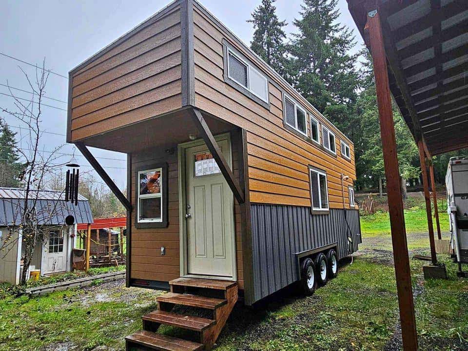 Modern Tiny House On Wheels Catwalk