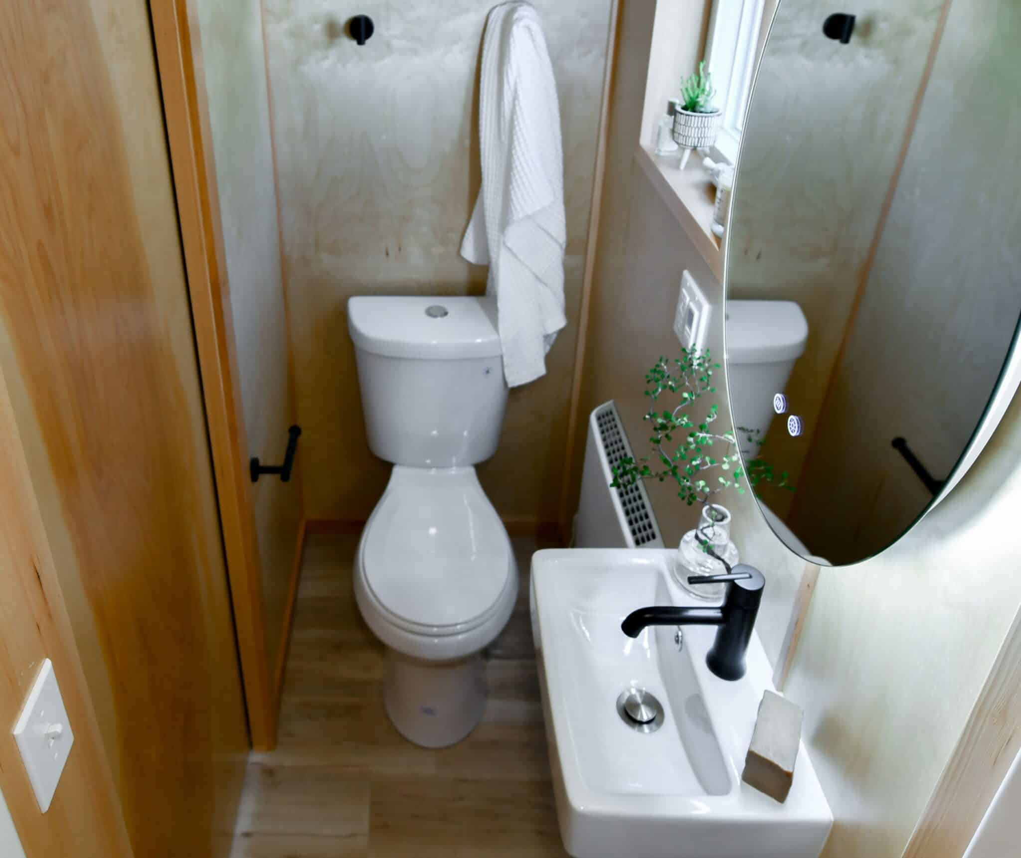 Tru Form Tiny M2 Tiny House