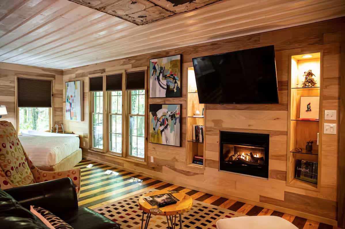 Magical Cabin in the Woods in Mentone, Alabama