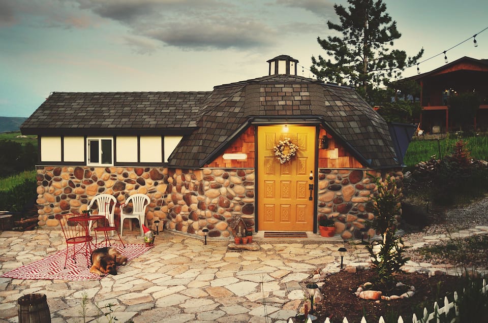 Mini Dome out of Wood & Stone!