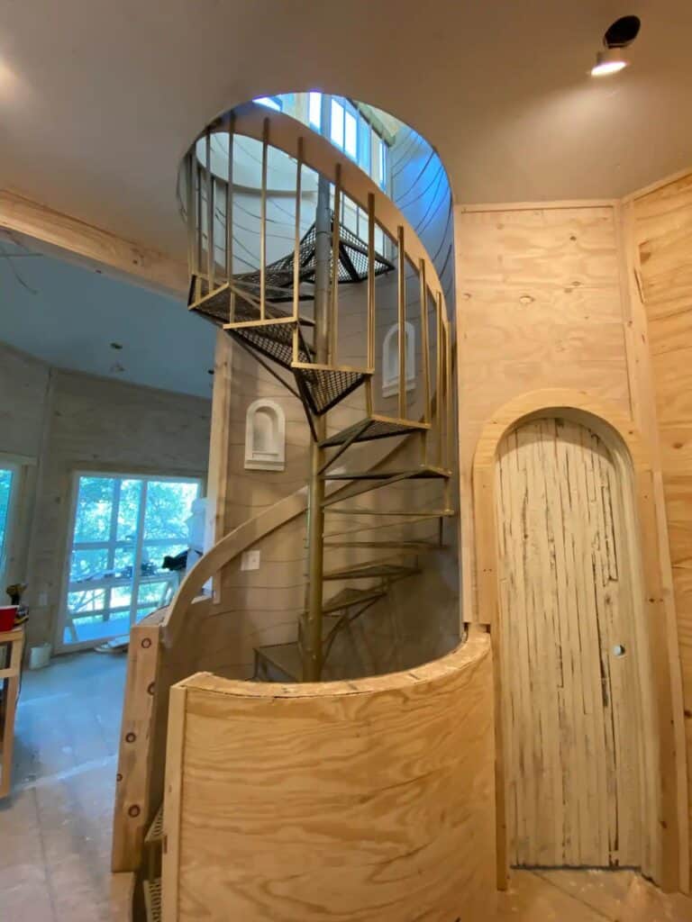 Moon Honey Treehouse with a Moon-Bed!