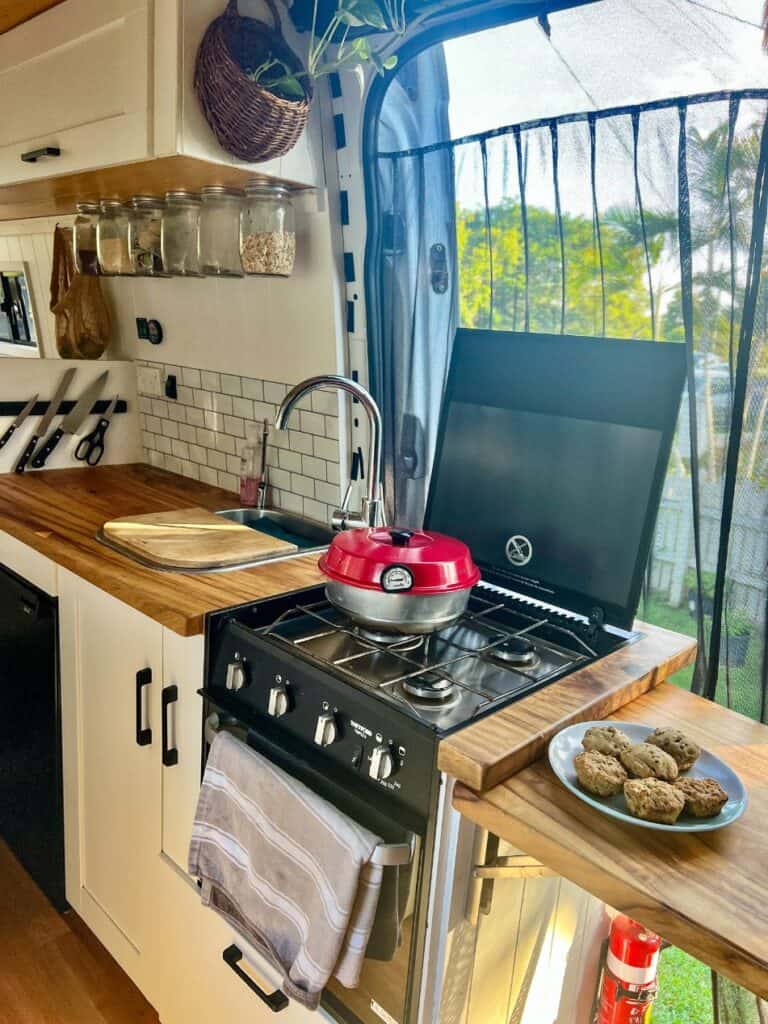 Nigel & Sue's Van Conversion: Exploring Australia