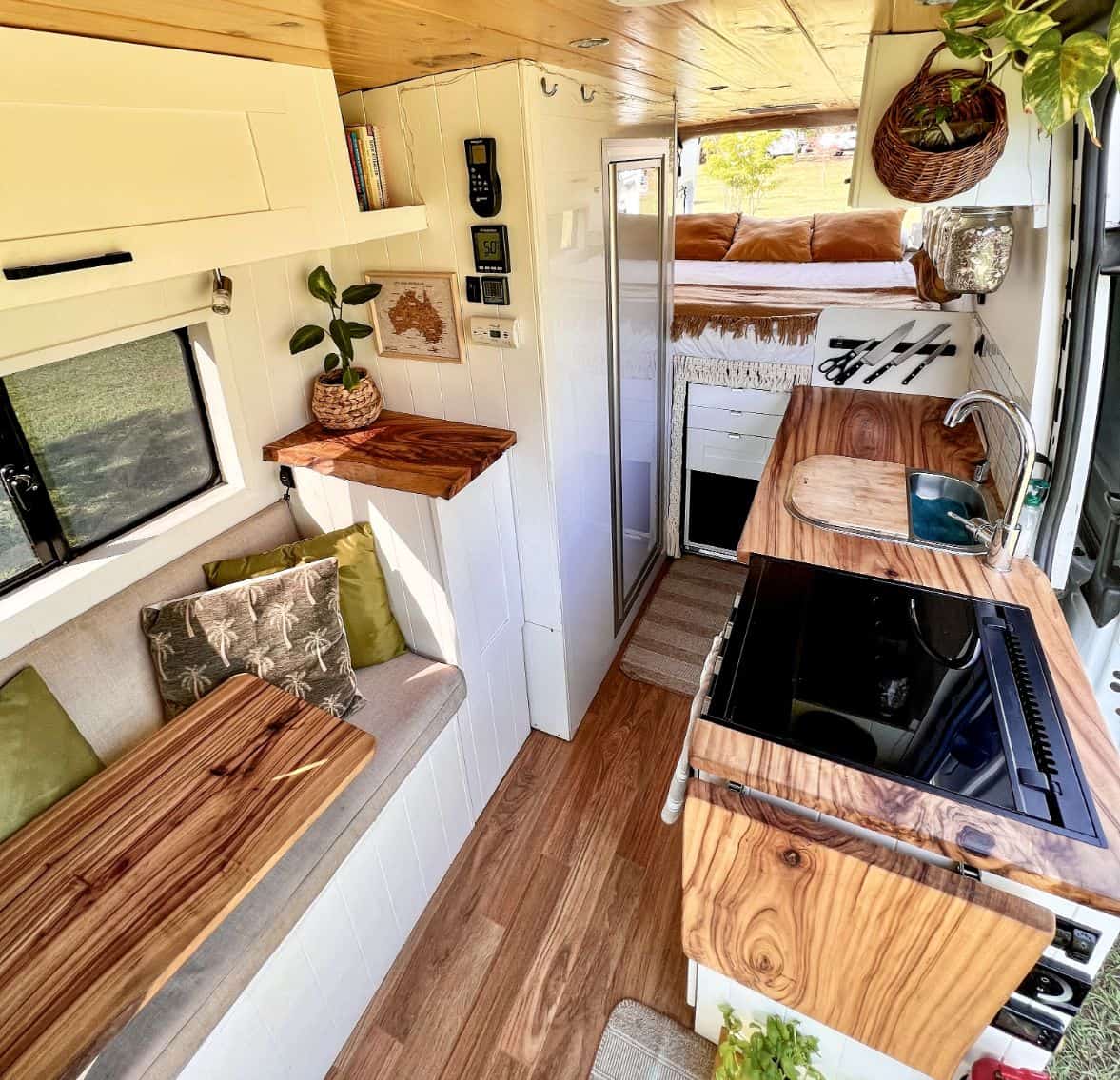 Nigel & Sue’s Van Conversion: Exploring Australia
