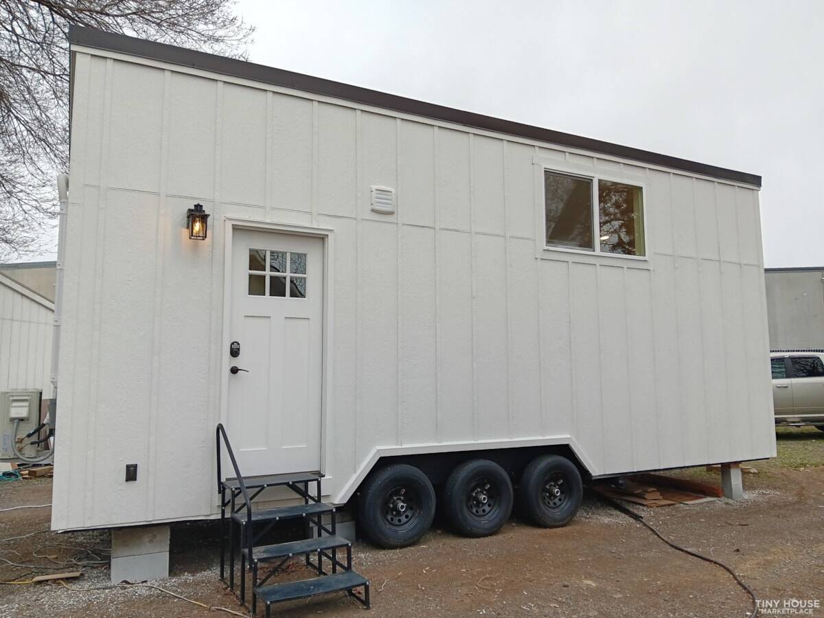 30 ft. Sophisticated Snug Tiny House on Wheels