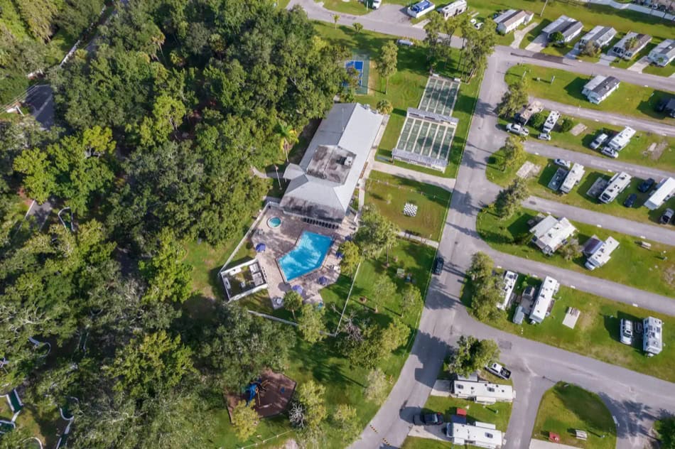 Bohemian Park Model Cottage Near Disney in Kissimmee, Florida