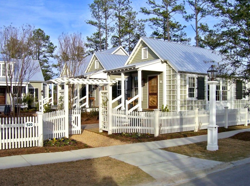 493 Sq. Ft. Studio Style Cottage with First Floor Bedroom