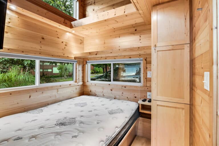 Rare Traveler XL Tiny House For Sale in Tampa Village