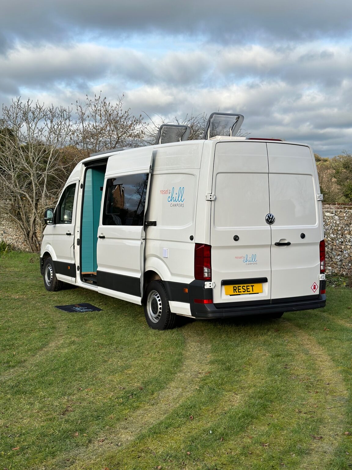 Megéve by Reset & Chill Campers w/ Super Size Double Bed