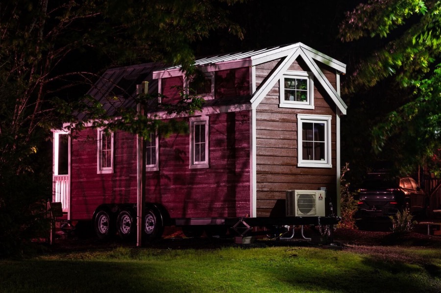 Scarlett Tiny House at Mt. Hood Tiny House Village