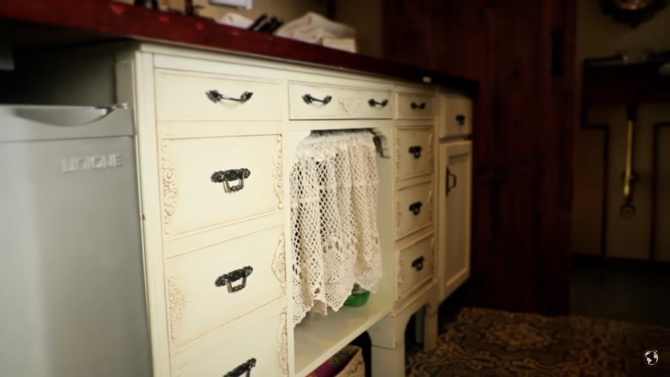 Gorgeous Gypsy Wagon Vacation Rental in Joshua Tree