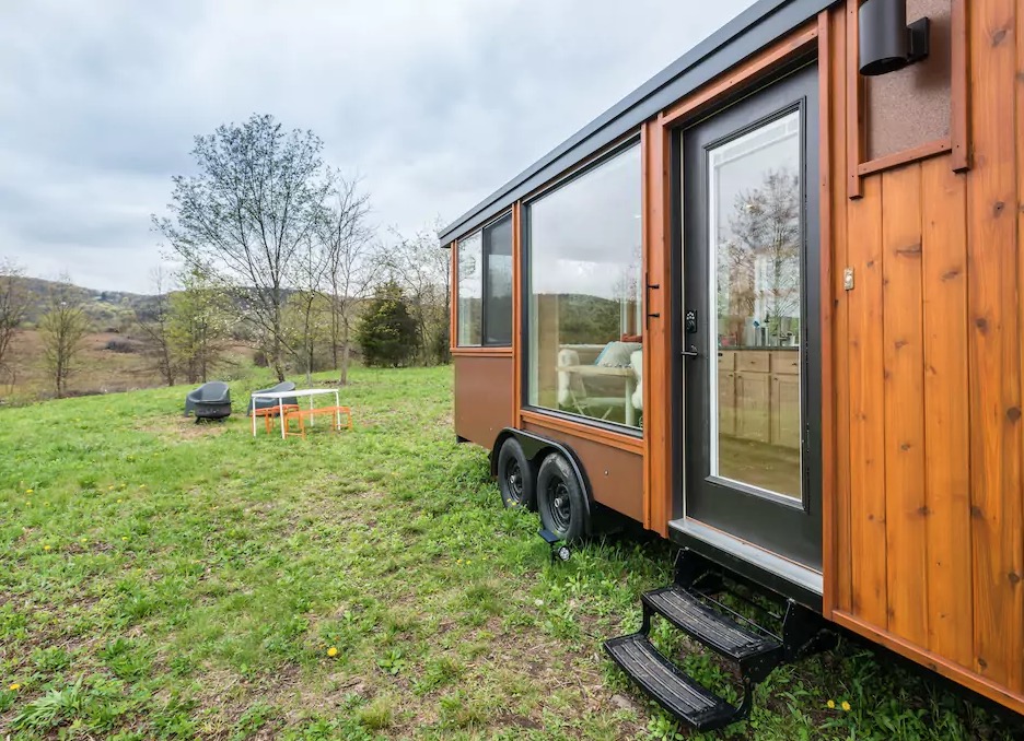 Seth Porges’ Off-the-Grid Tiny House Getaway