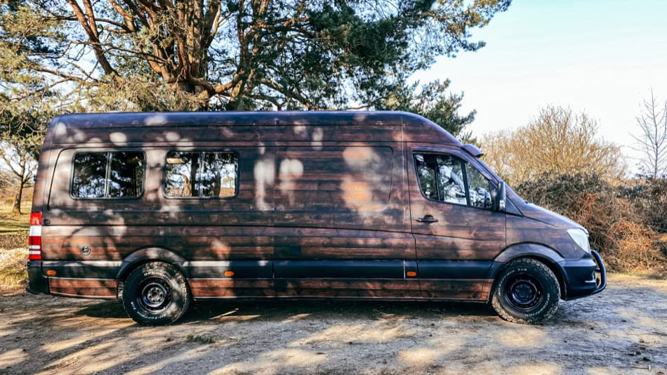 Splinter: The Cabin-Inspired Campervan