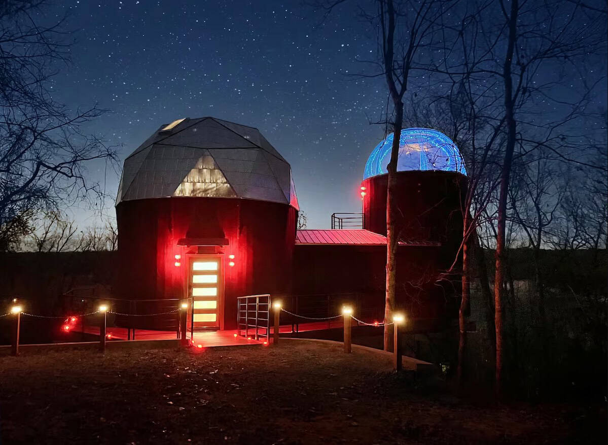 Stargazing Cabin in Springdale, Arkansas