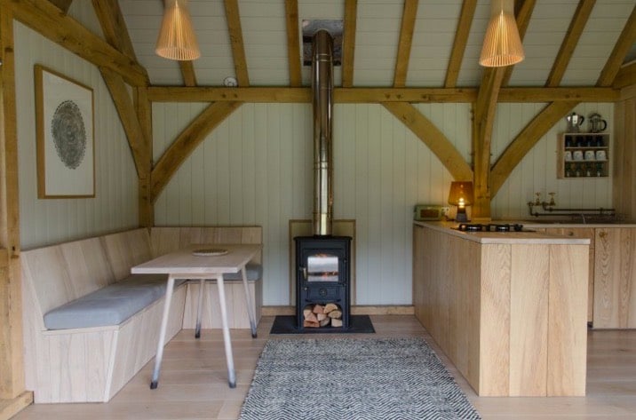 Sustainable, Off-Grid Modern Tiny Cabin in Devon, England
