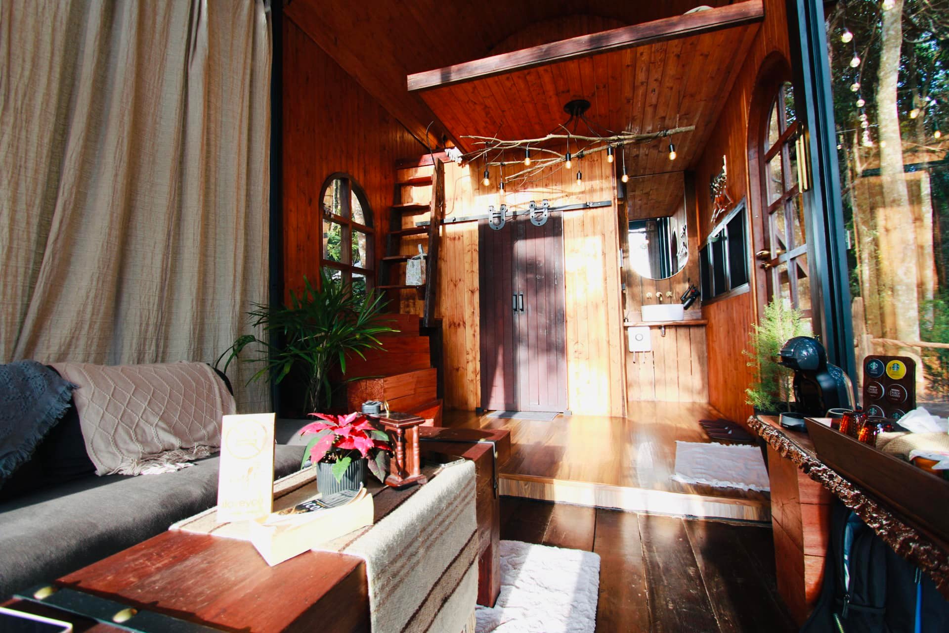 Tiny Cabin with Incredible Mountain View