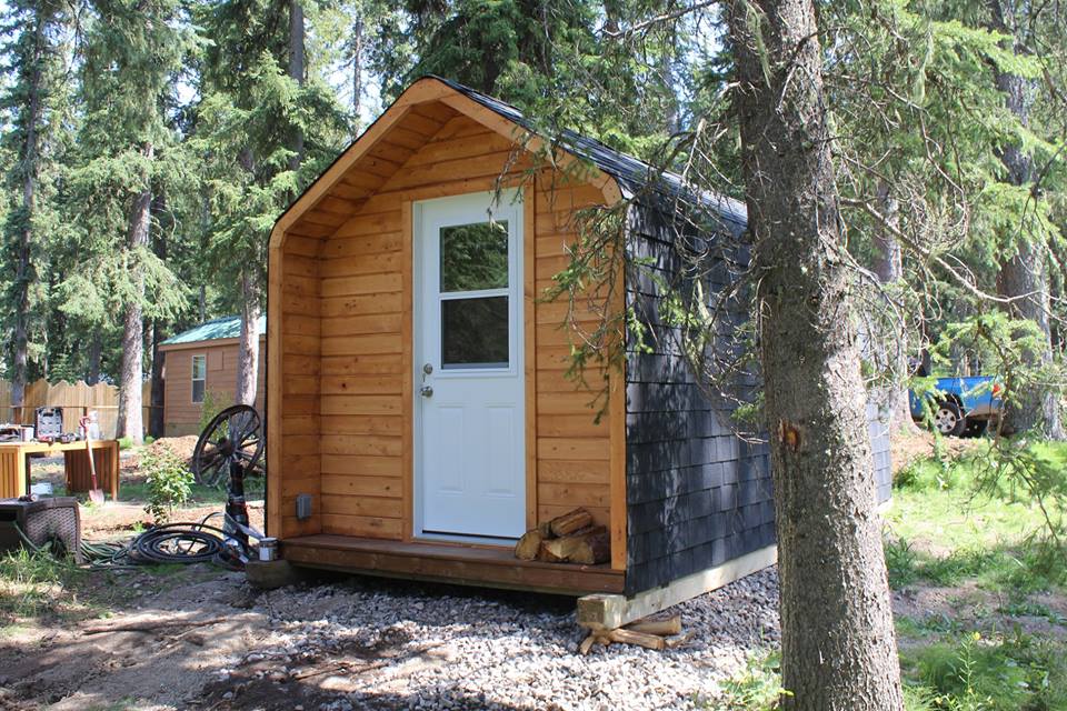 The Glamper Mini Cabin