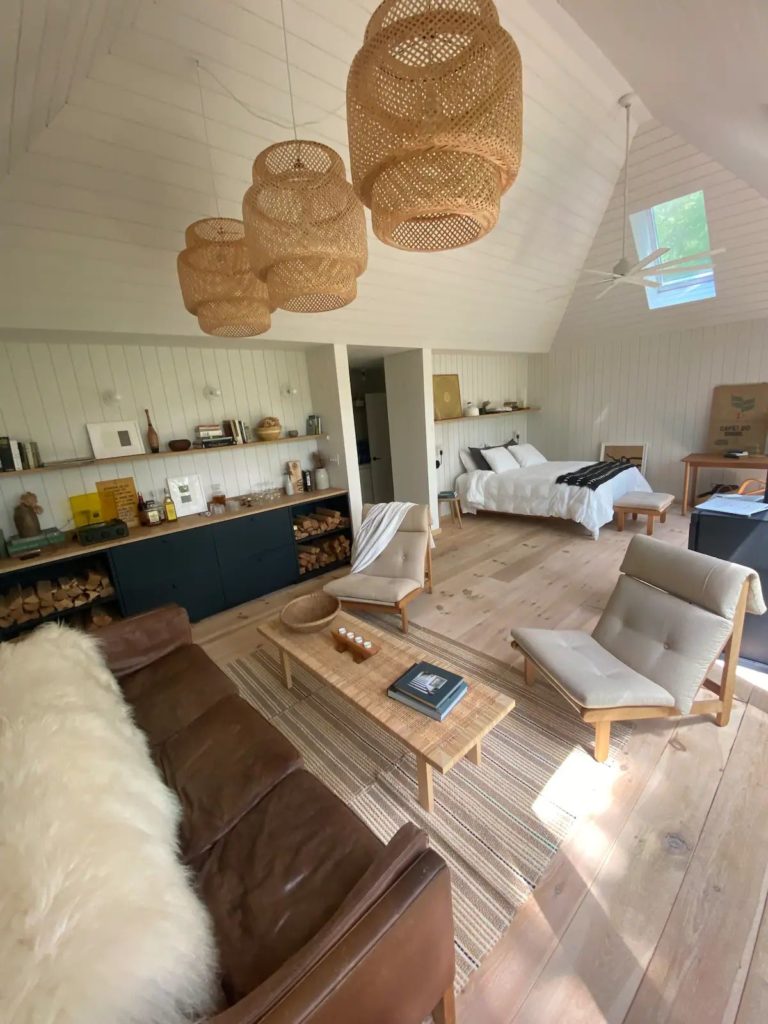 Ohio Valley Hut: 600-Sq-Ft Off-Grid Cedar Cabin in Ohio