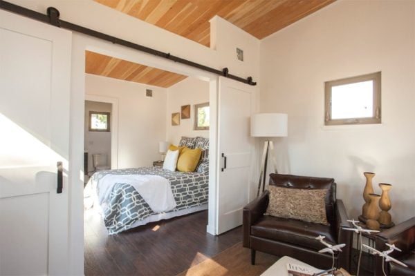 Studio-style Mini Box Tiny Cabin