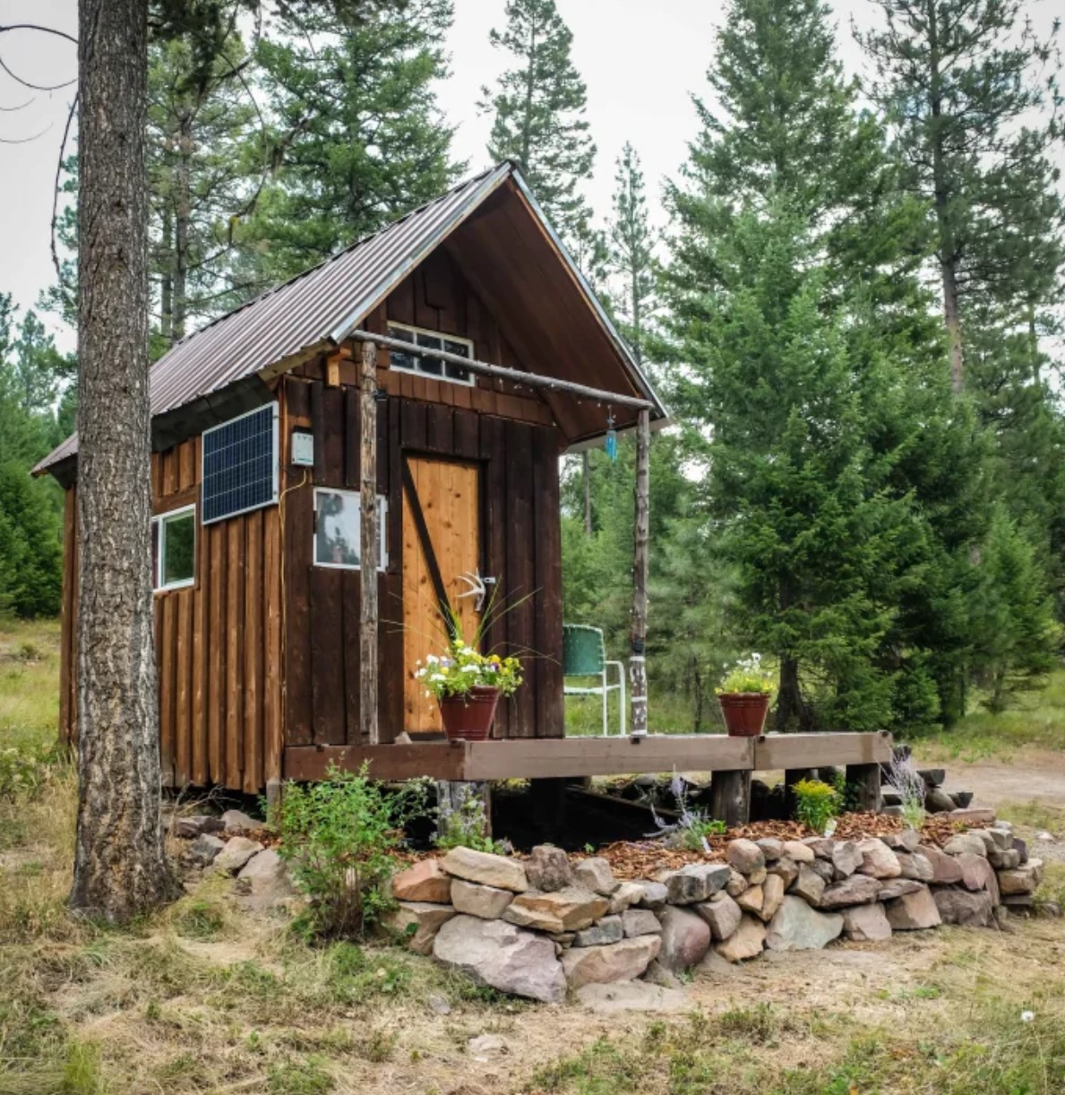 The Shanty Hohnstead Cabin in Montana