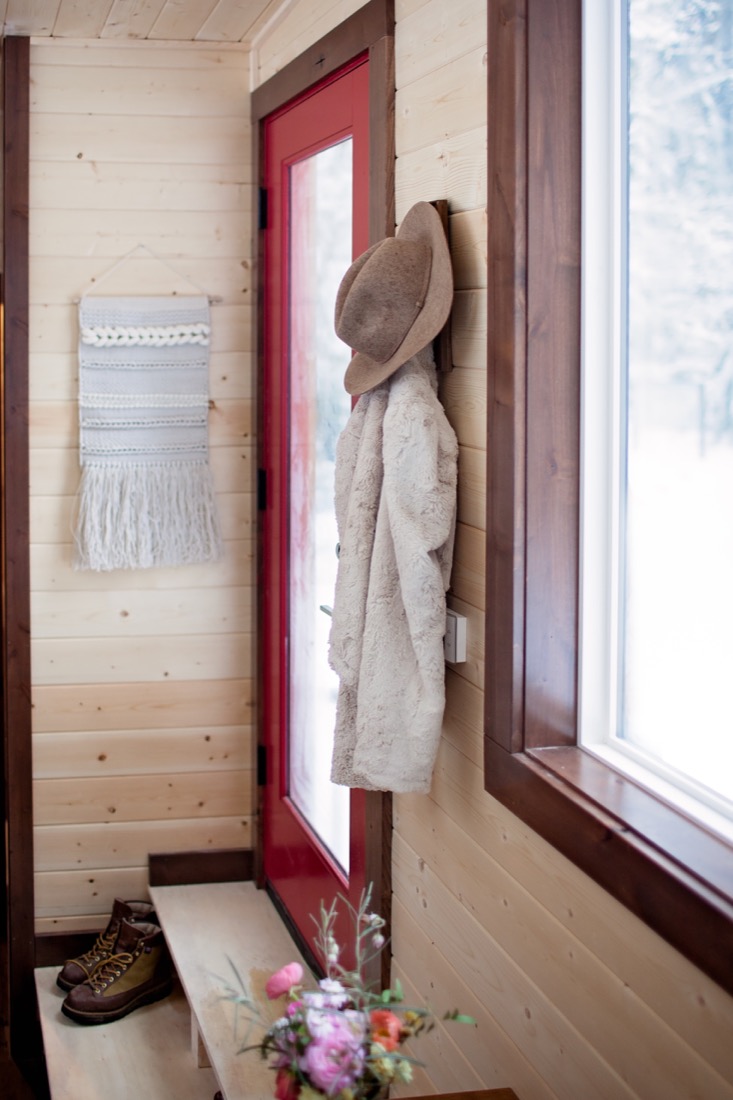 The 20ft Vantage Tiny House by Tiny Heirloom