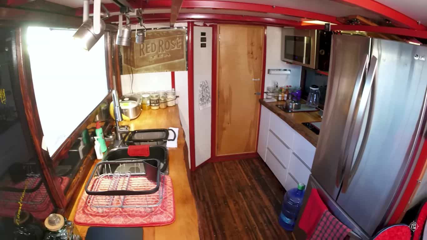 Retirement in their 73-Foot 18-Wheeler Not-So-Tiny Home with 5,000 ...