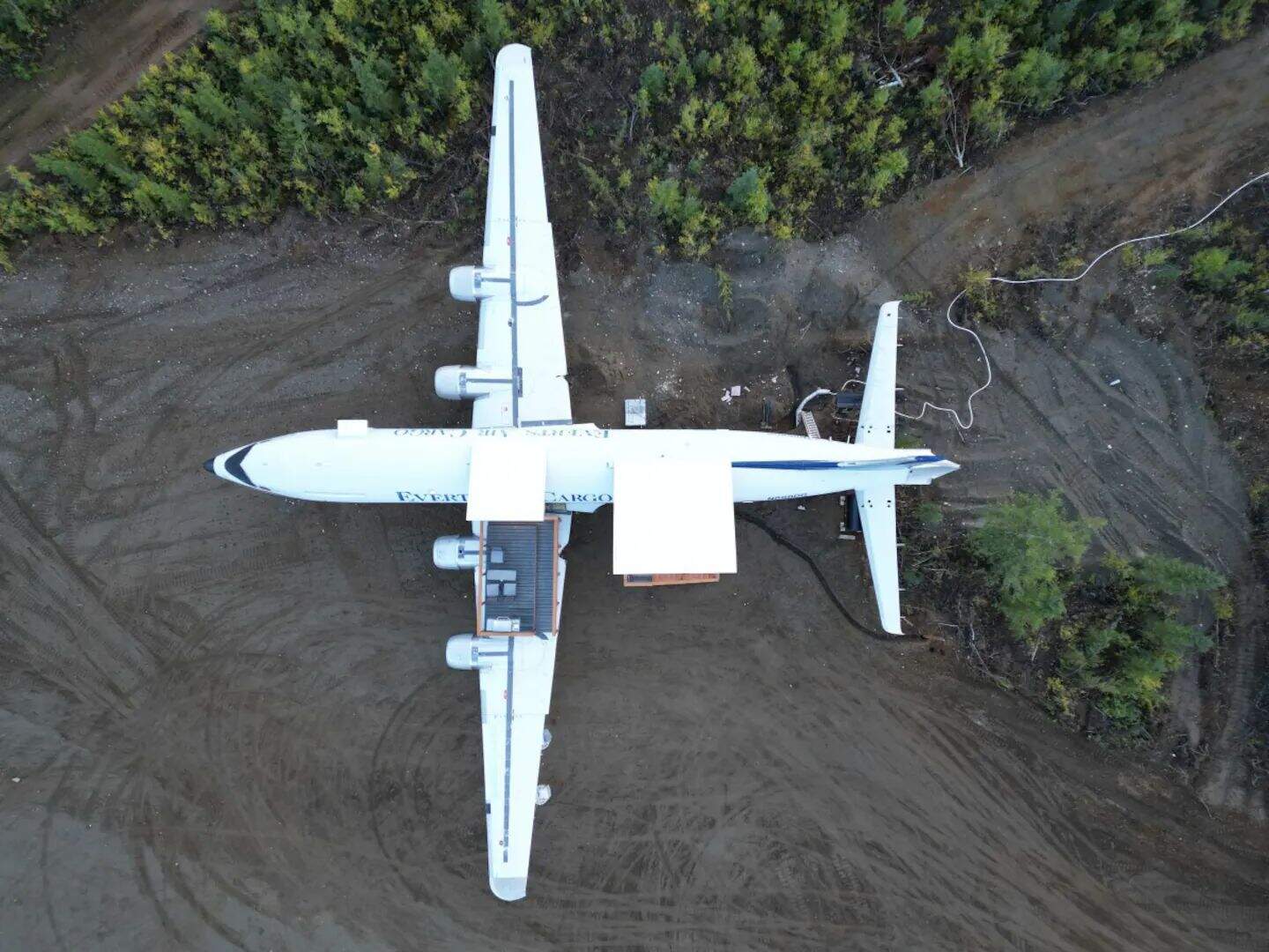 They Turned an Old Airplane into a 650 Sq. Ft. Home