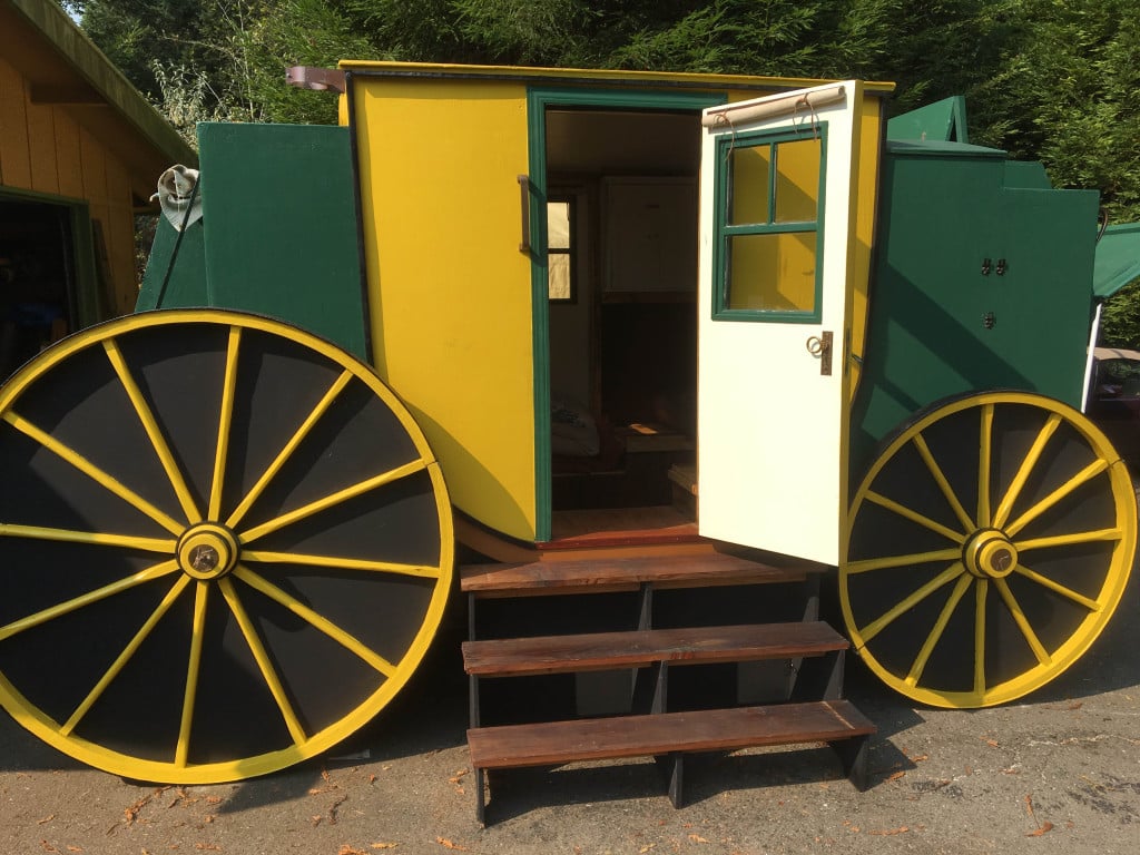 Tony’s Amazing Old-Fashioned Trailer Coach Tiny House