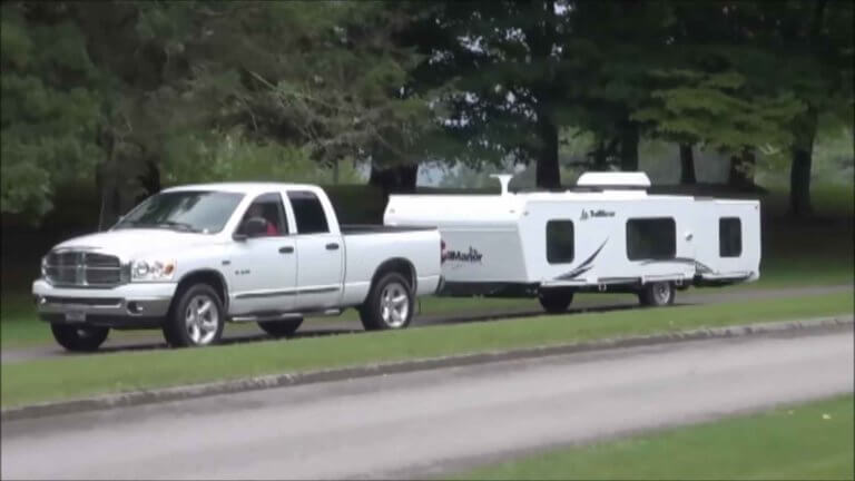 TrailManor Camper: Expanding Travel Trailer