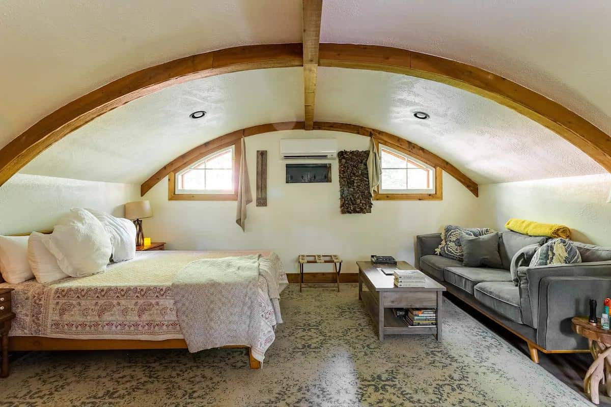 Wee Nook Hobbit-Style Cabin in Tennessee
