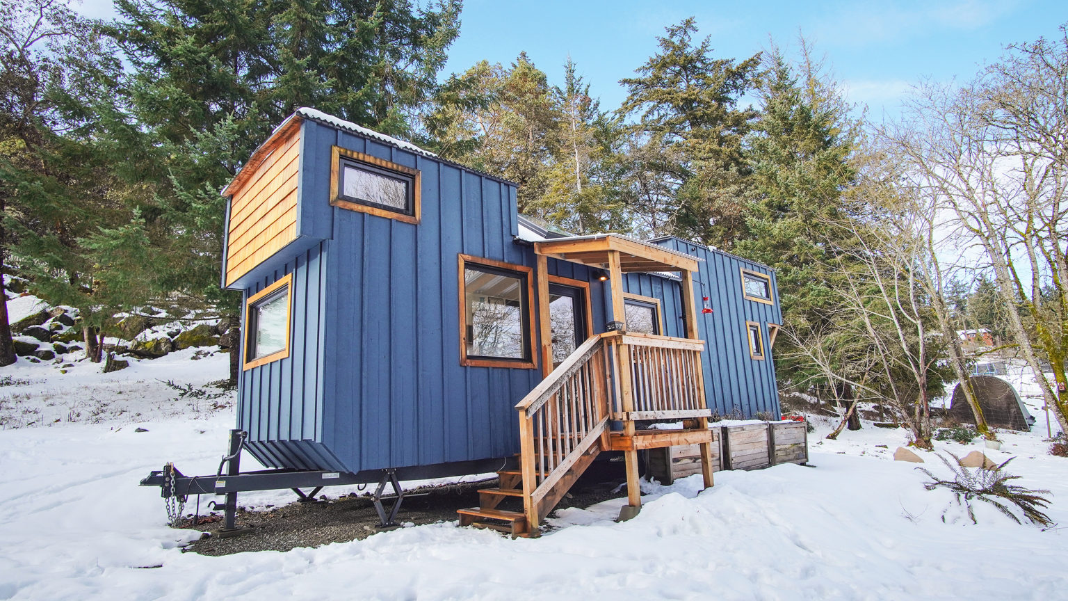 Impressive Modern Tiny House Build with FANTASTIC Interior Design!