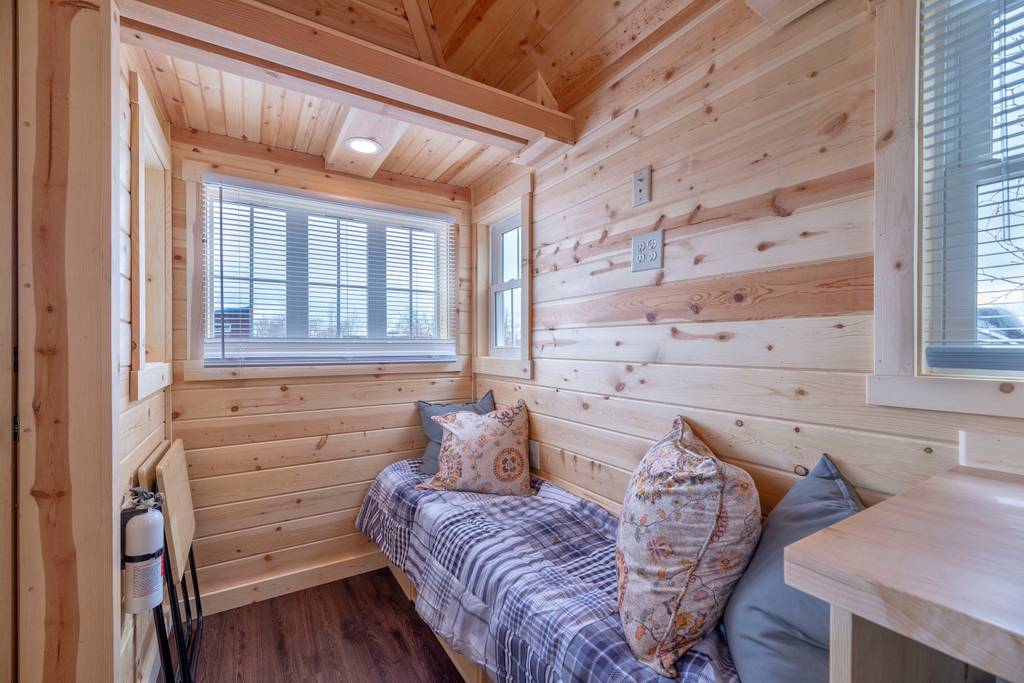 Whispering Aspen Tiny House Mountain Getaway