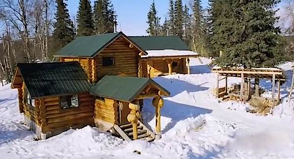 The Inspiring Story Behind this DIY Remote Log Cabin in Alaska