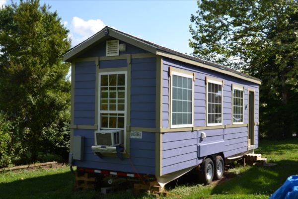 Tiny House on a Trailer for Your Early Retirement