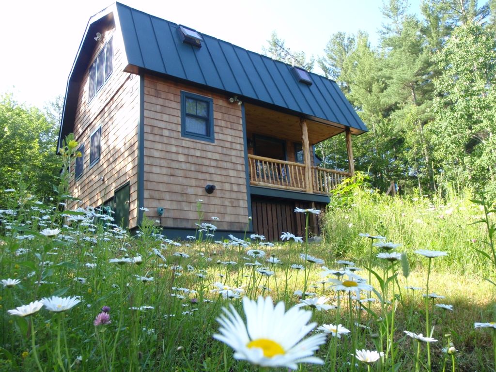 Jeff Young's 850-Square-Foot Vermont Cabin (on VRBO!)