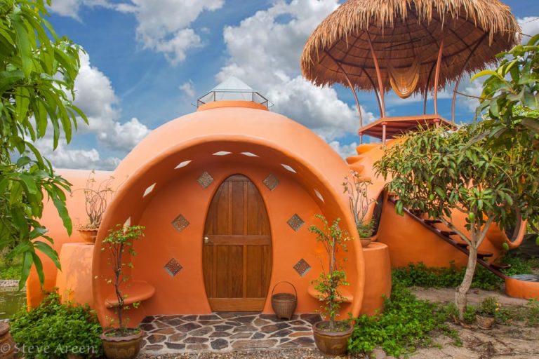 DomeGaia: Building Dome Homes with AirCrete