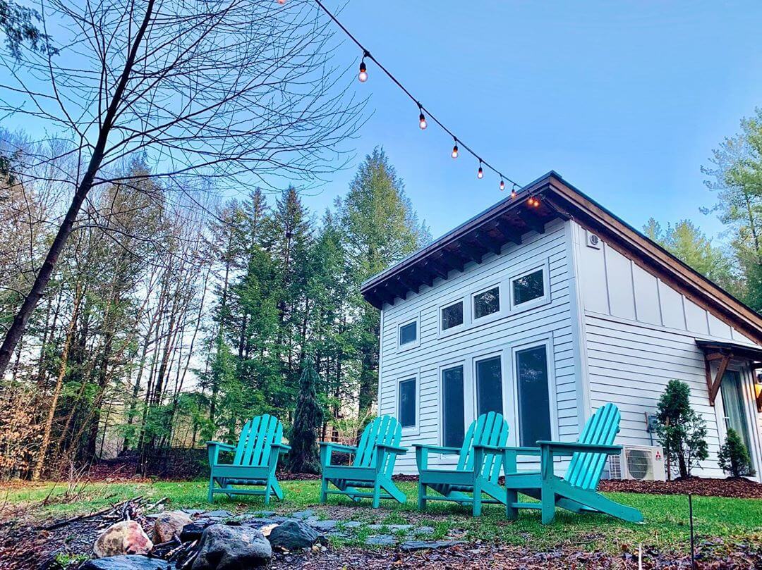 Honeycrisp Cottage in Southern Vermont: A 280 Square Foot Getaway