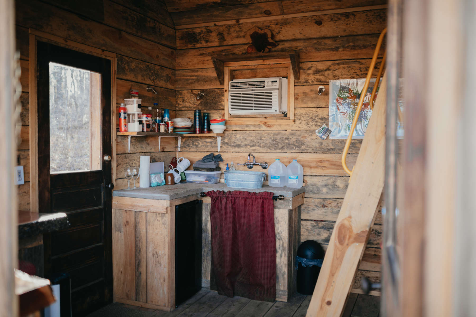 Tiny Cabin with Extra Outdoor Kitchen