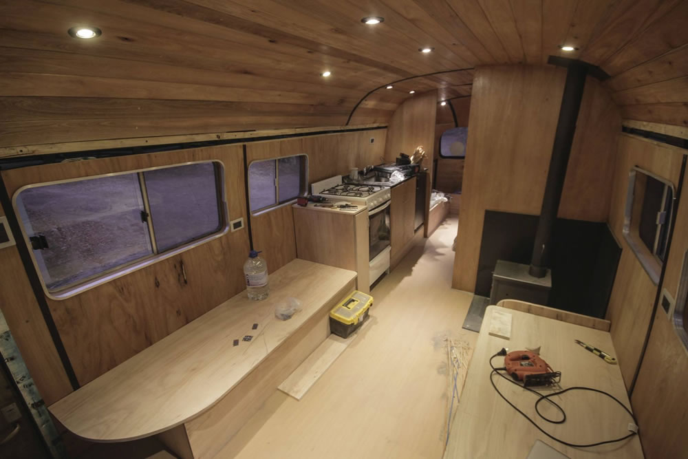 Off Grid Bus Motorhome to Take Your Vacation on the Road