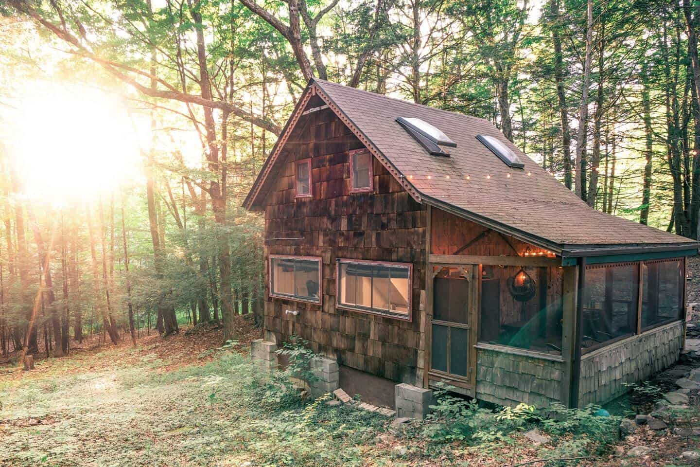 Small Catskill Cabin in the Woods