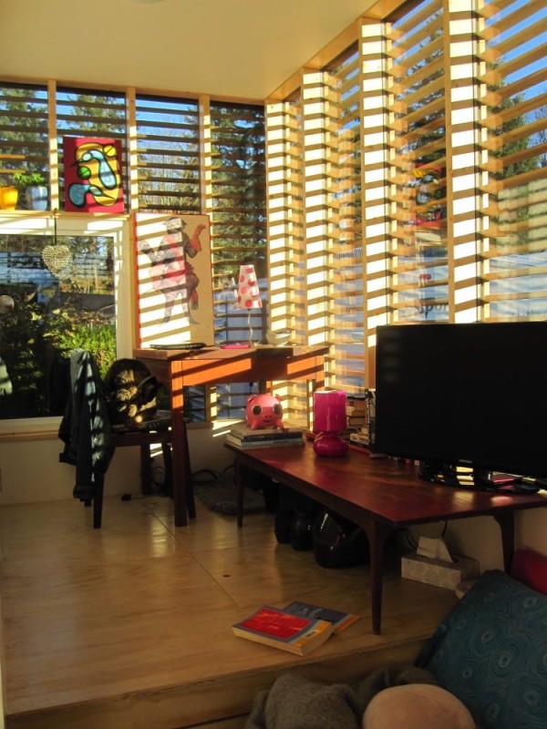 She moved into a modern 186-square-foot tiny house in Vancouver?