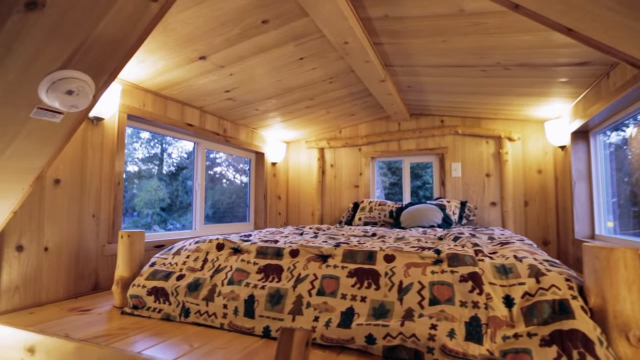 Tiny House Living in Portland with Tiny House Hunting