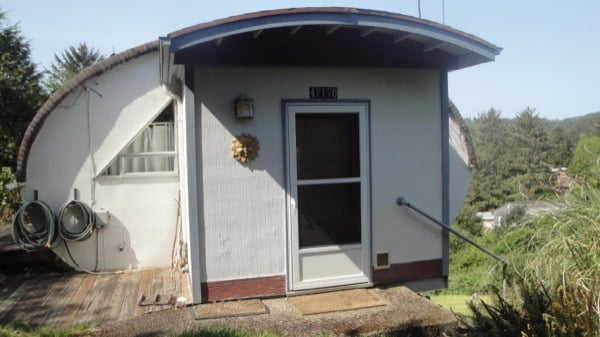 540 Sq. Ft. Ocean View Tube House