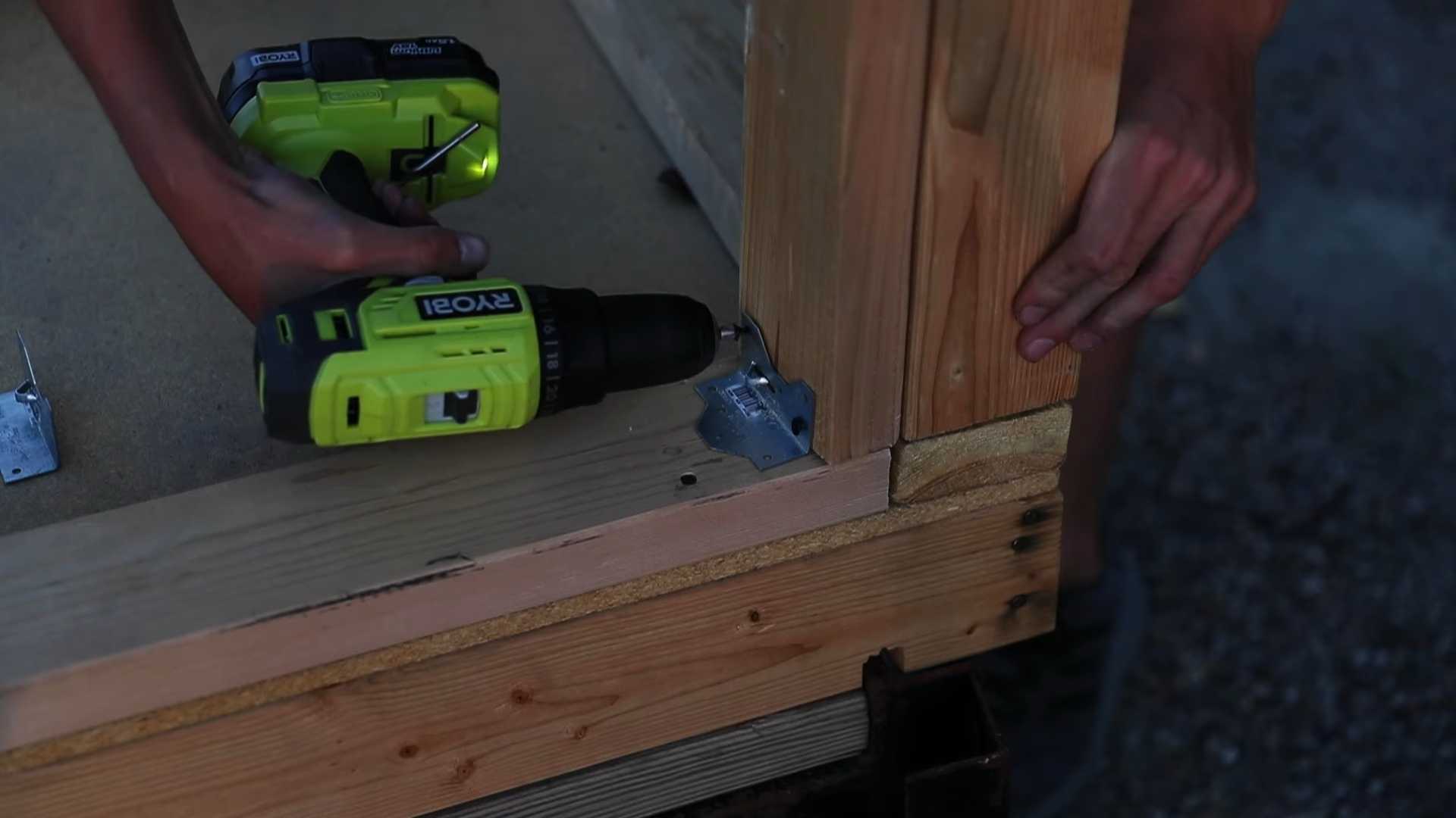 Building his Dream Tiny House for Under $8,000