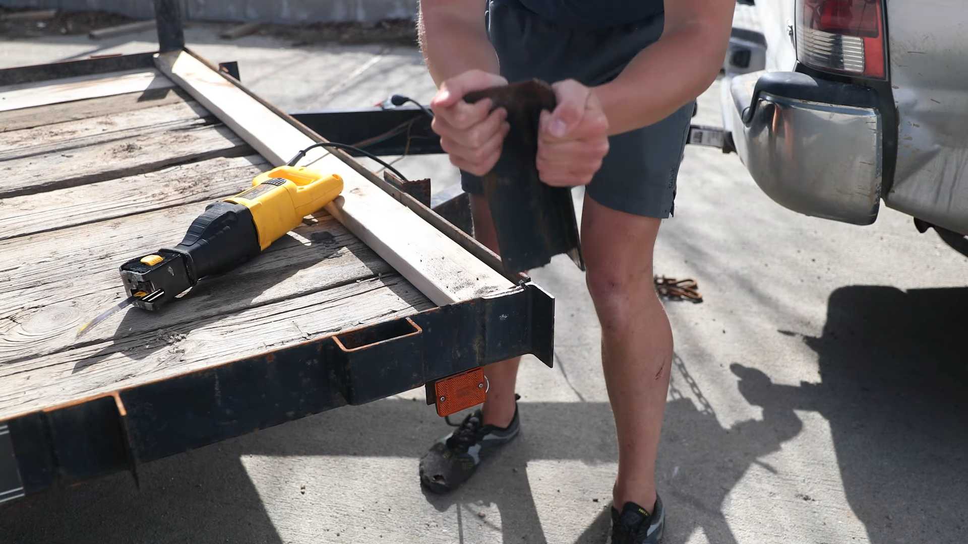 Building his Dream Tiny House for Under $8,000